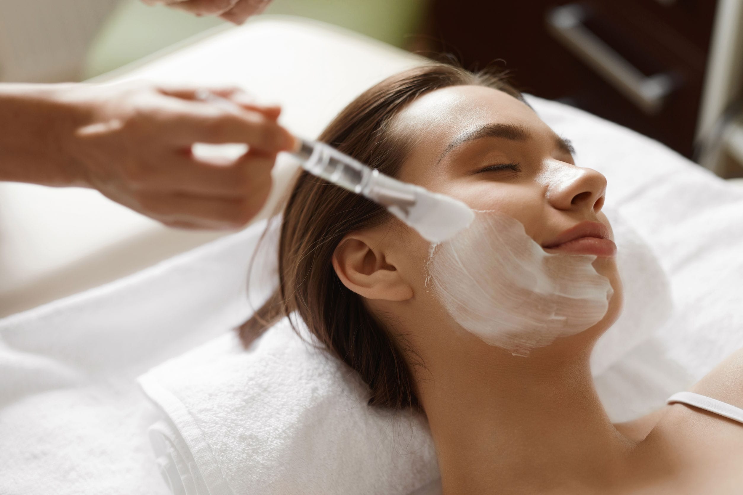 Dry Skin? Sun Damaged? The Hydra Dew Facial at Botanica is Your End Game