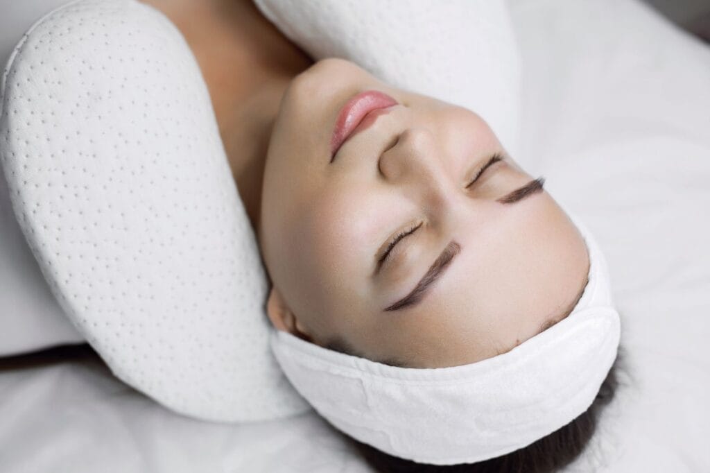 Micro Needling Eyebrows for Hair Growth: Does It Work? – Botanica Day Spa